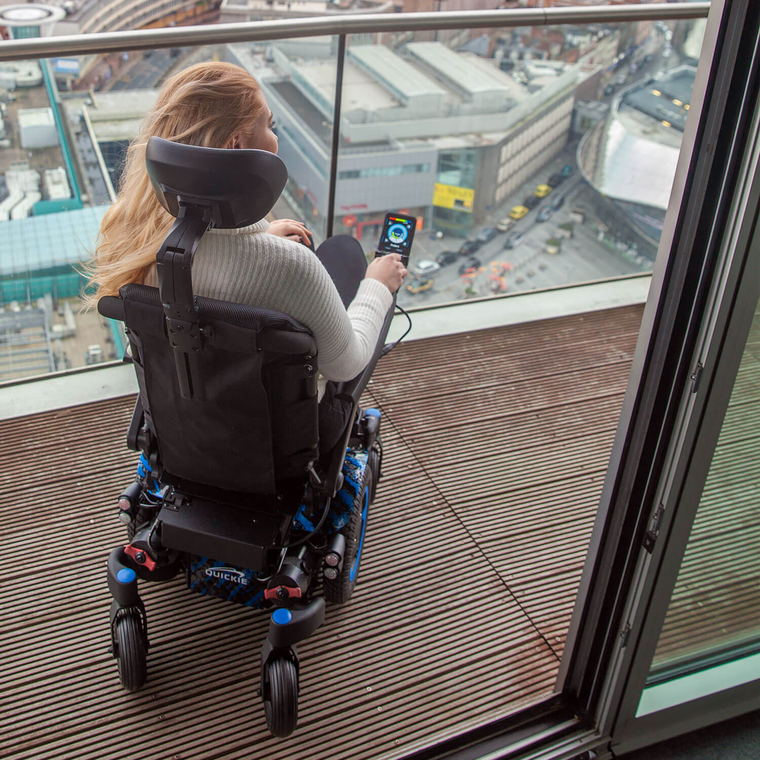 Fauteuil roulant électrique QUICKIE Q300 M Mini SEDEO PRO | Sunrise Medical